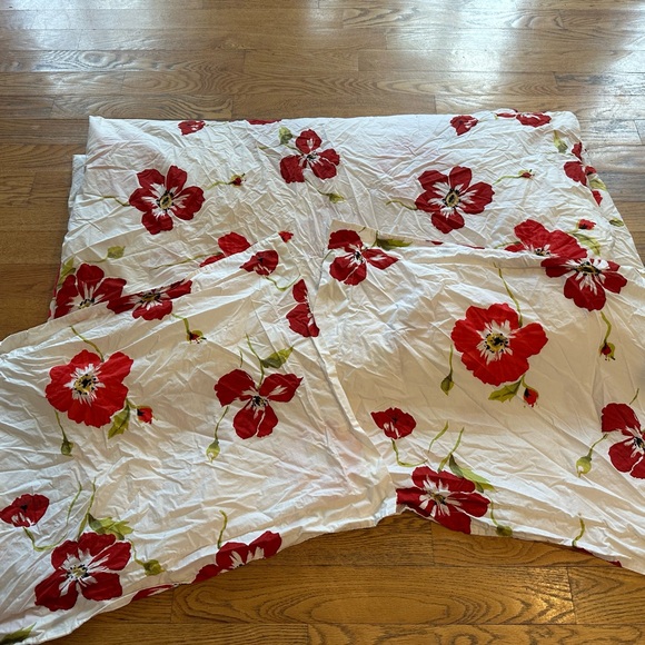 Pottery Barn | Bedding | Pottery Barn Red Poppy Duvet Cover Matching ...